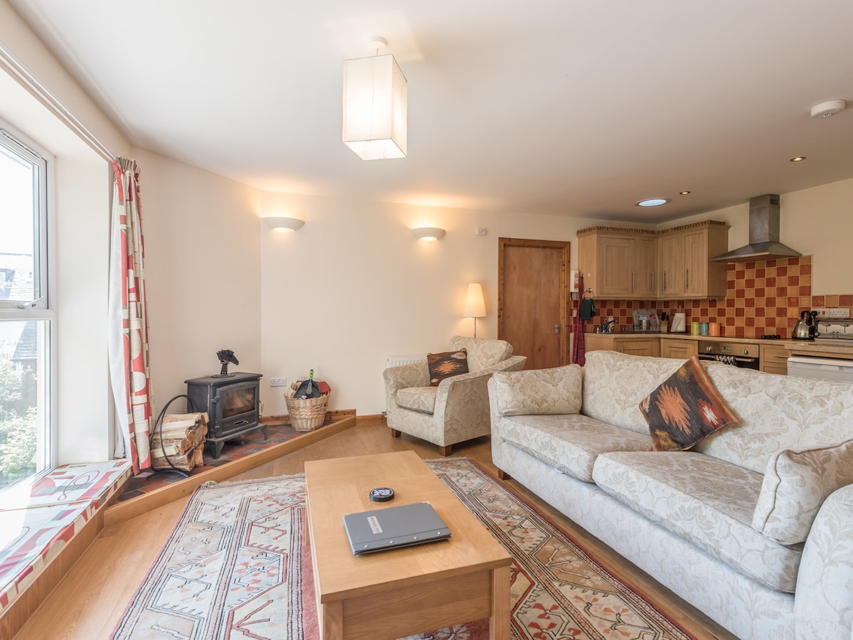 La cervecería The Schoolhouse - Casas en renta en Bishop's Castle ...