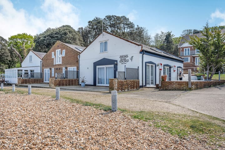 Sail Loft - Milford on Sea