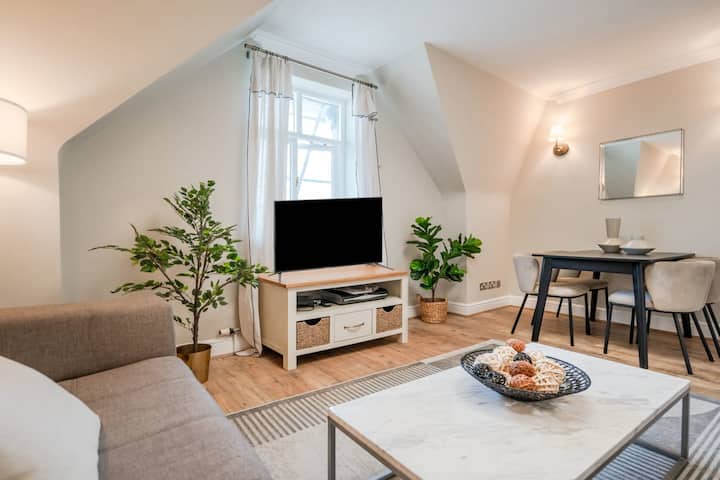 Perfectly Located & Large Marylebone Apartment - Marylebone