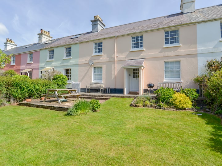 4 Coastguards Cottage - Hope Cove