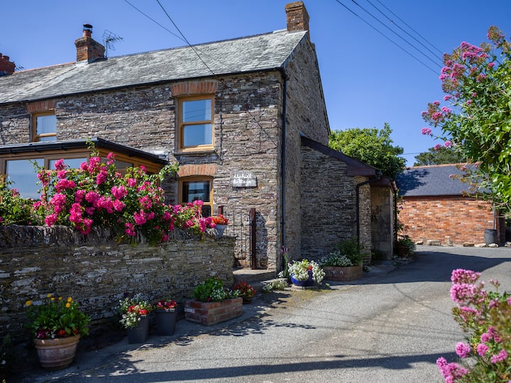 Uphill Cottage - Mawgan Porth