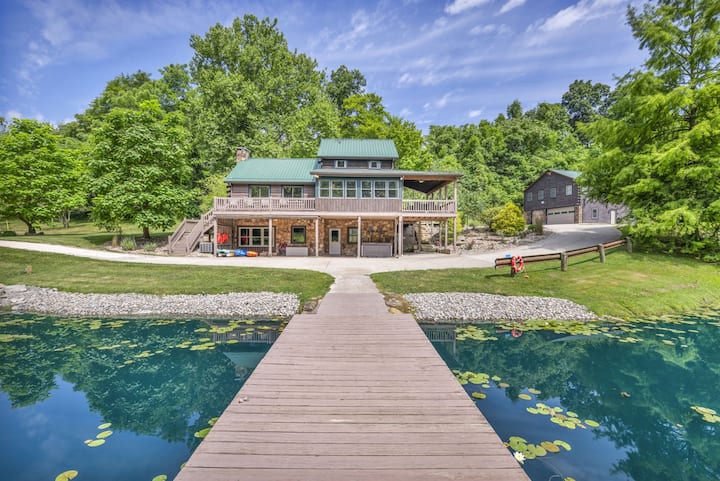 16 Guests | Ponds | Hot Tub | Game Room | Trails - Ohio