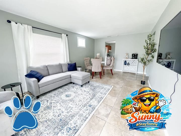 Cozy 2 Bedroom Home, Dade City! #2 - Dade City, FL