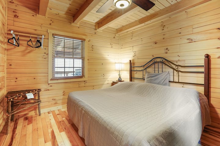 Cabine-salle De Bain Privée-creekside Serenity - Hocking Hills State Park, OH
