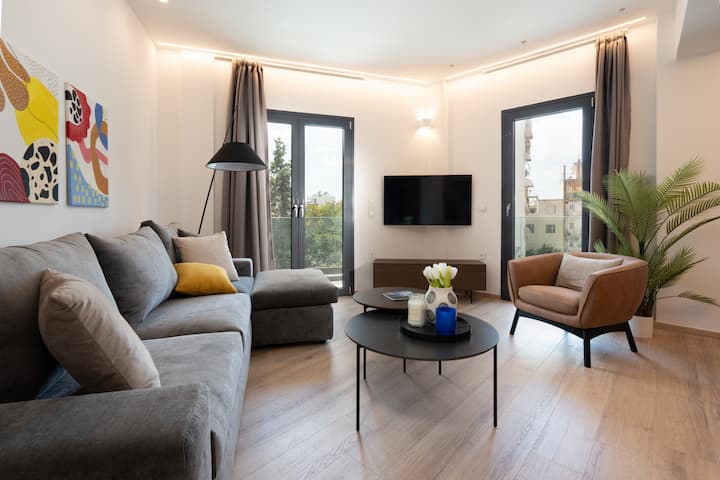 The Edge  Athens Chic Getaway With Shared Gym - Atenas