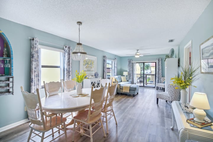 Cocoa Beach Vacation Rental - Walk To Pier! - Cocoa Beach