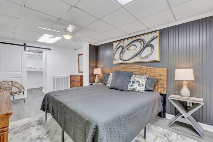 Eagle's Nest - Upscale Loft,downtown,close To Gsu! - Statesboro, GA
