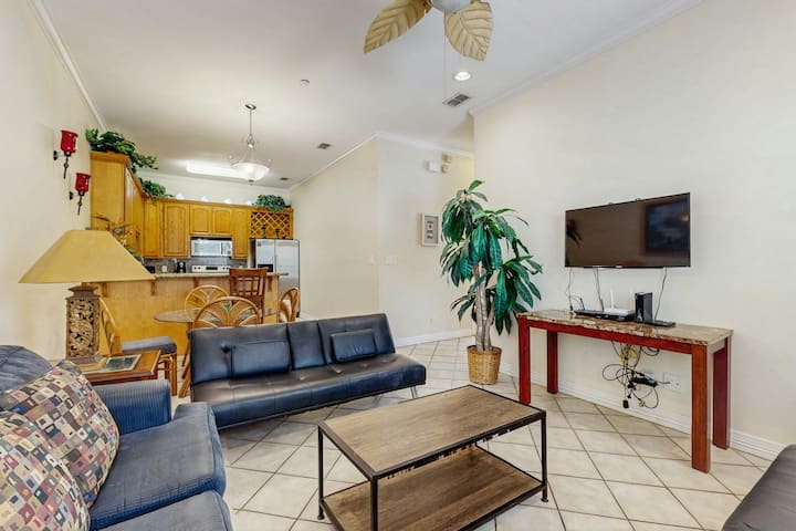 Adorable 2br Oceanview | Patio | Pool - South Padre Island, TX