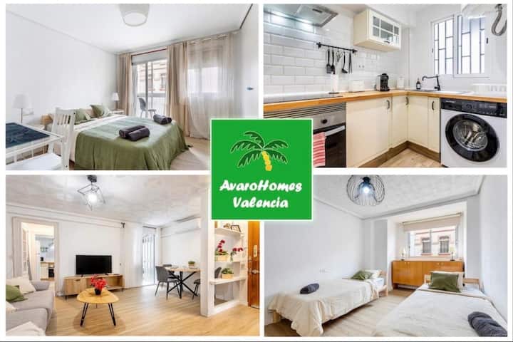 Big Flat At Beach Terrace And Balcony - Avarohomes - Valencia