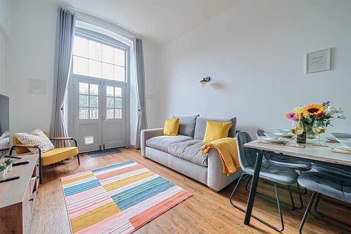 County House Escape - Courtyard & Free Parking - York, UK