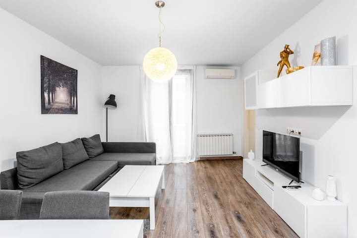 Paseo De Gracia Modern And Cozy 3bd - 2bth - Barcelone