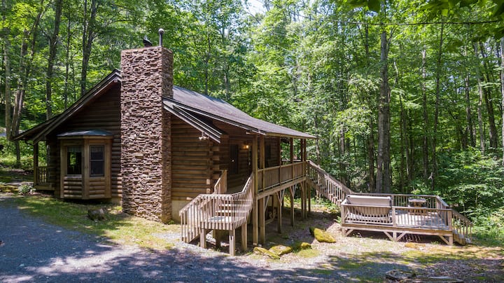 Yearling - Cozy Log Cabin With Hot Tub - Valle Crucis, NC