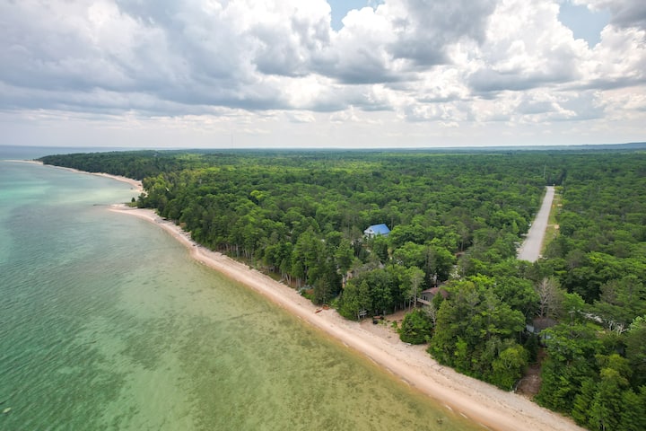 Enchanted Lake Huron Cottage W/ Beach Access! - Hoeft State Park, Rogers City