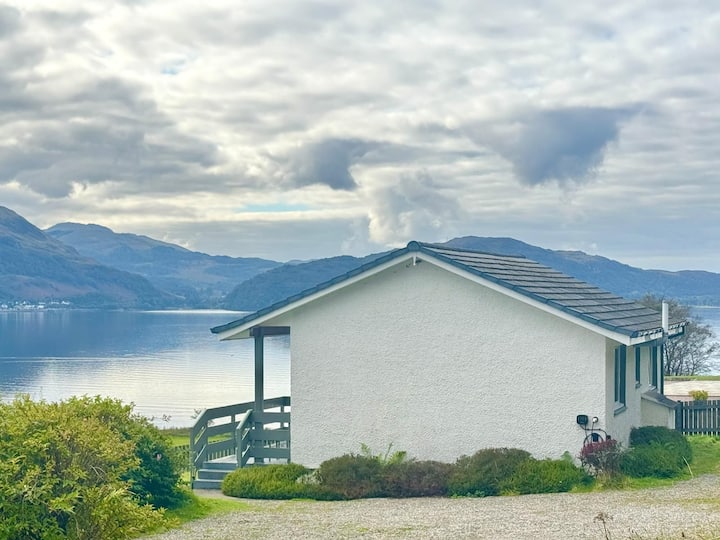 Rowan Cabin With Stunning Mountain And Loch Views - Glencoe