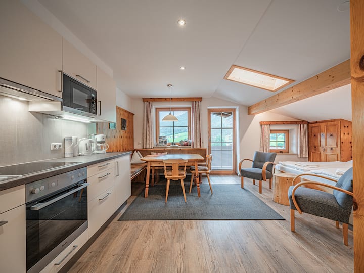 Appartement De Vacances Avec Balcon - Neukirchen am Großvenediger