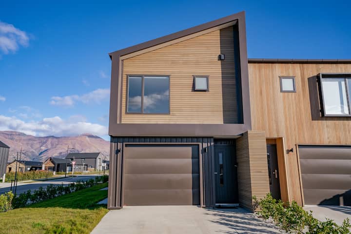 Wanaka Wonder - Wanaka Holiday Home - ワナカ