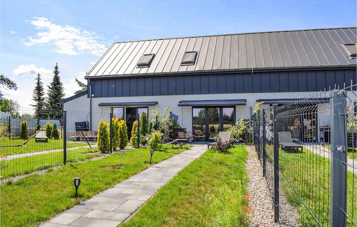 Stunning Home In Stare Sady With Wifi - Mikolajki