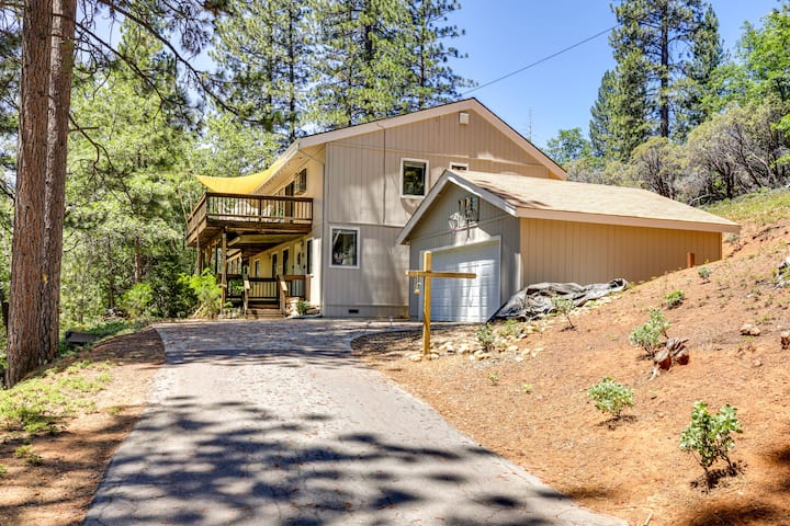 Deck & Gas Grill: Secluded Arnold Cabin Rental! - Arnold, CA