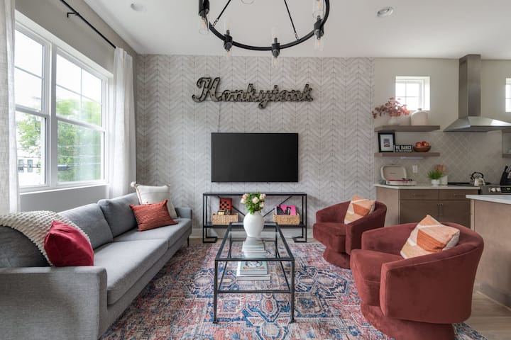 The Wildflower - Rooftop + Hot Tub + Fire-pit! - Nashville, TN