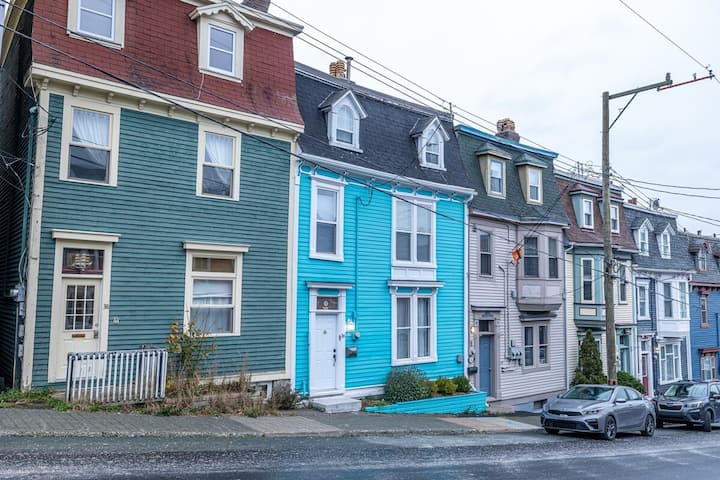 Victoria Family Home King Patio 2ba Bbq - カナダ セント・ジョンズ