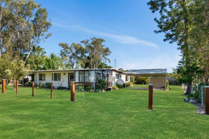 Drift - 3 Bdrm - Entire House - Walk To Town - Rainbow Beach