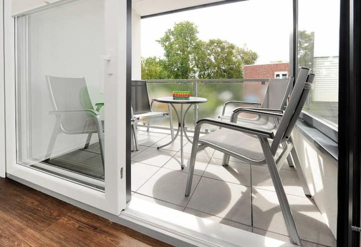 Ferienwohnung Kleine Krabbe, Haus Kunterbunt - Bensersiel