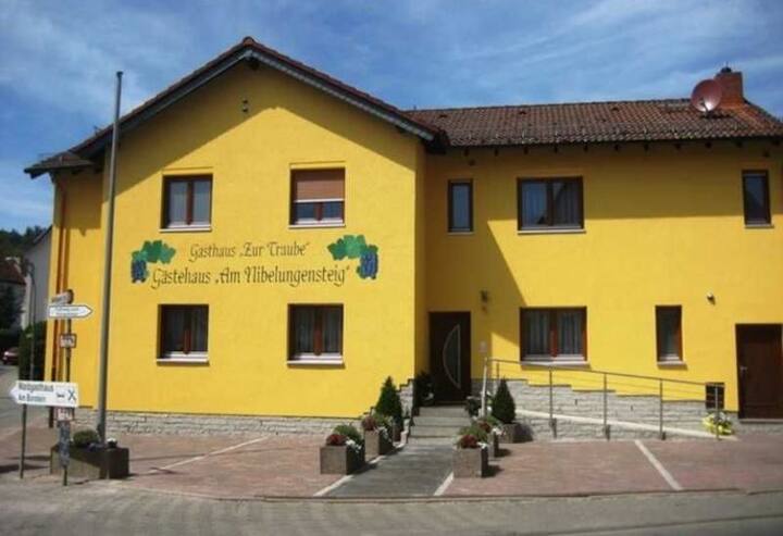 Appartment 31, Gästehäuser Am Nibelungensteig - Seeheim-Jugenheim