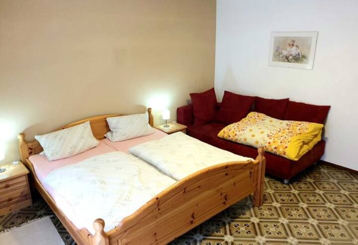 Zimmer 2, Pension Adler - Amorbach