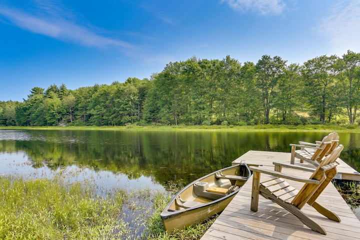 Lakefront Catskills Container Home: Private Lake - Bethel