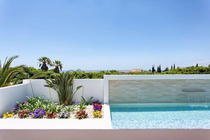 Villa Sierra Blanca By Eaw Homes - Monda