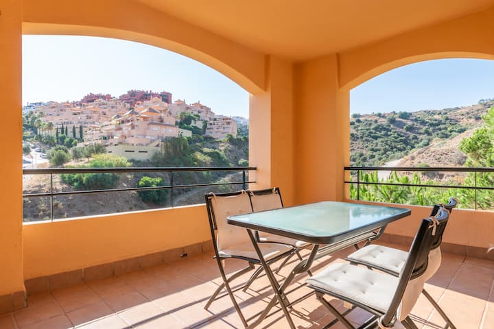 Princess Park 2br | Terrace | Pool | Parking - Sitio de Calahonda