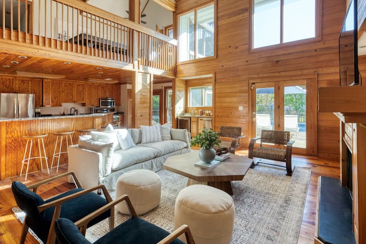Raven By Avantstay | Entertainers Dream Escape - Charleston, SC