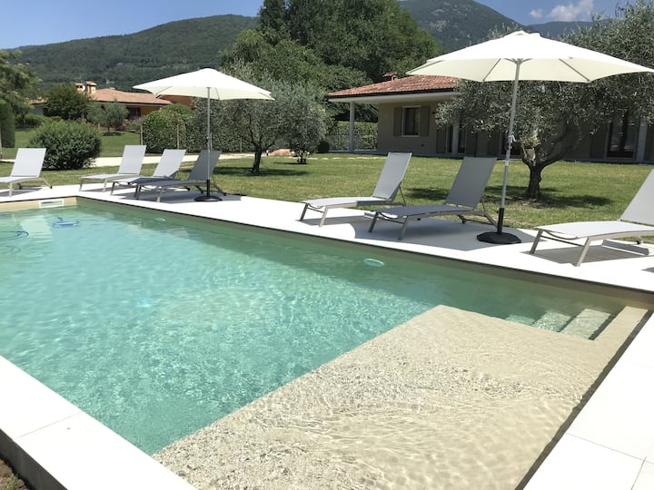Regarda - Villa Ida, Rodole With Pool And Airco - Garda