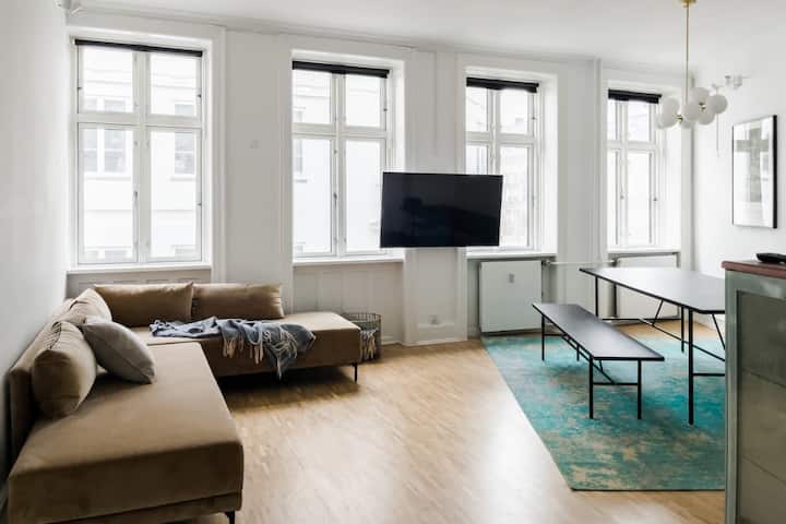 Sleek 3br Apt In Copenhagen City By The Canals - Copenhague