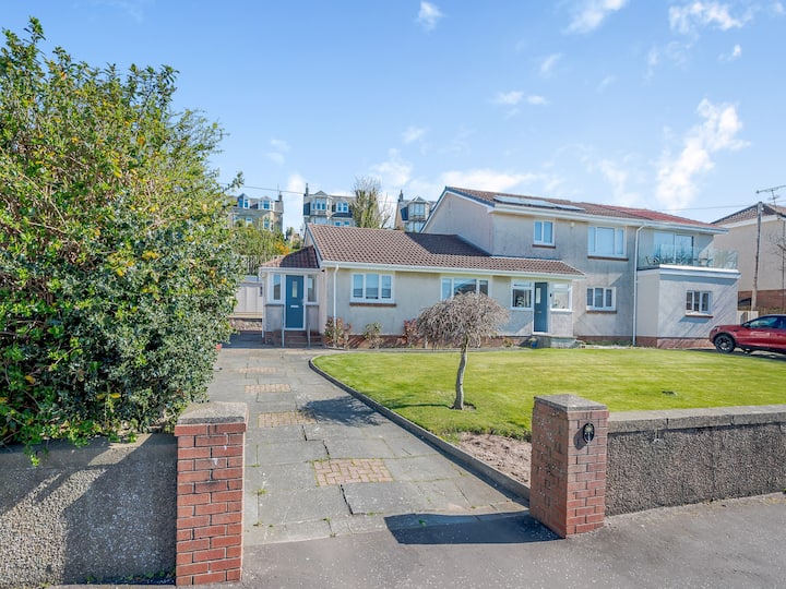 Seamill Cottage - Largs