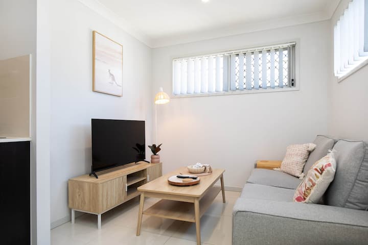 1 Bdr Apt! Gst Credits! Kitchen! Parking! 131f1 - Oxley
