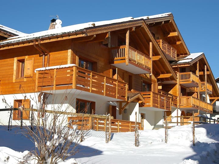 Appartement En France Avec Piscine Et Sauna - Notre-Dame-de-Bellecombe