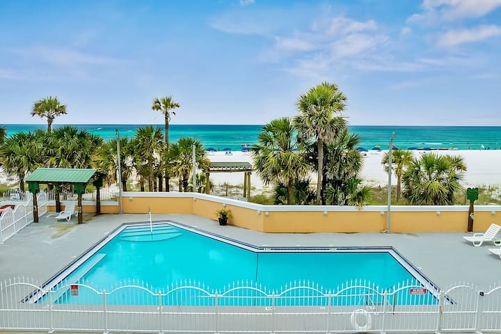 Relaxing Getaway! 4 Ocean View Units, Free Parking - Panama City Beach, FL