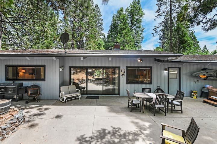 2 Bd 1 Ba Hot Tub For Two! Wet Bar, Firepit And A - Arnold, CA