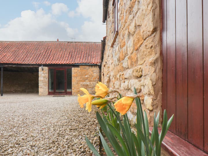 The Old Coach House - Flamingo Land Resort