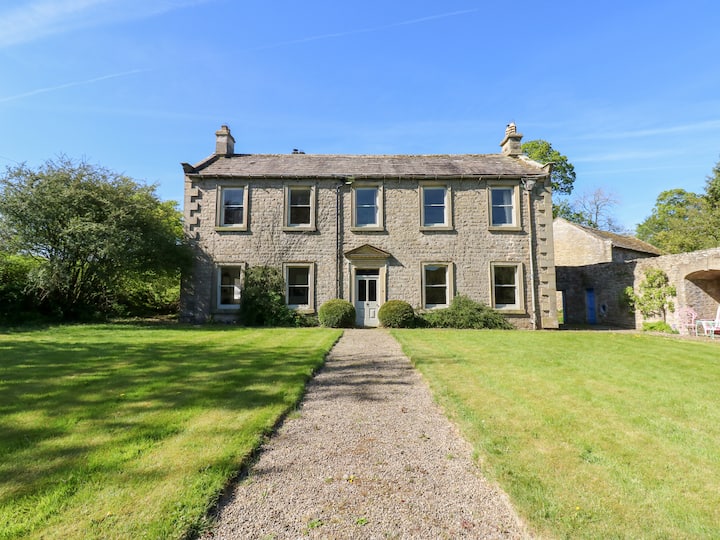 Flanders Hall - Leyburn