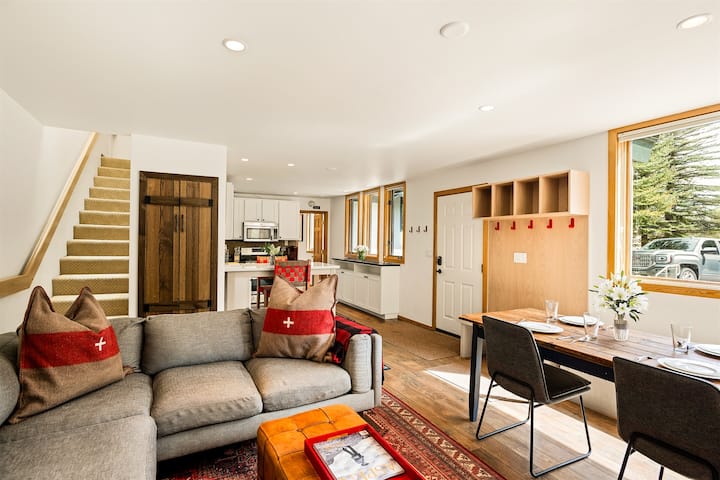 Alpine Bliss | Slopeside Townhome + Pool & Hot Tub - Snowmass Village