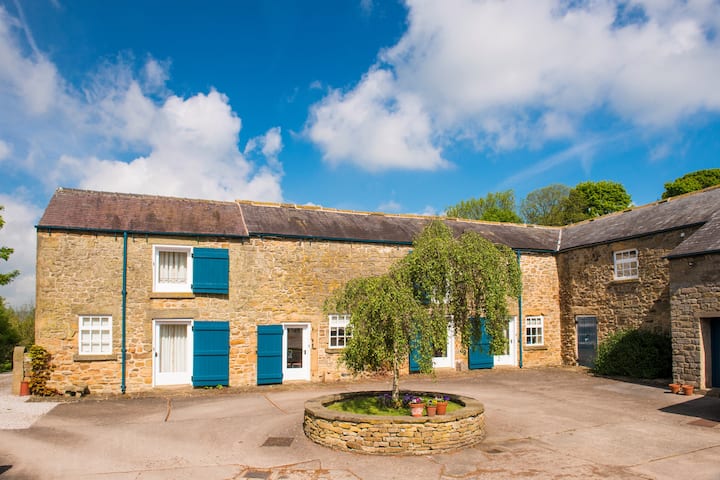 Edensor Cottage, Bakewell | Peak District - Bakewell