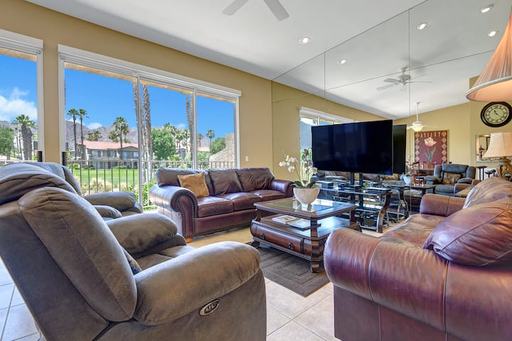 Updated Condo With Pga Golf Course Mountain Views - La Quinta, CA