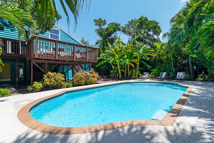 Palm Paradise - Home On Sk W/ Private Heated Pool - Sarasota, FL