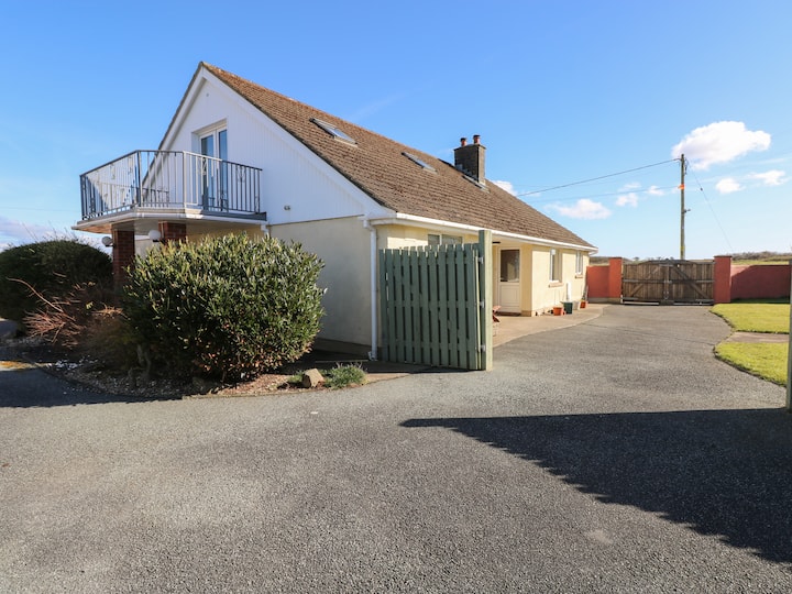 Meadow View - Fishguard