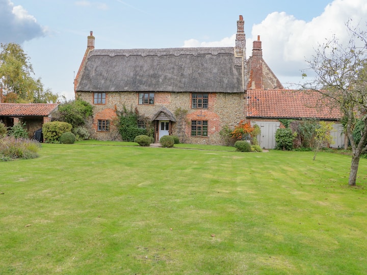 Manor Farm House - Mundesley