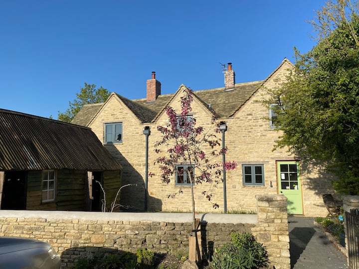 High Cogges Farm Holiday Cottages - Witney