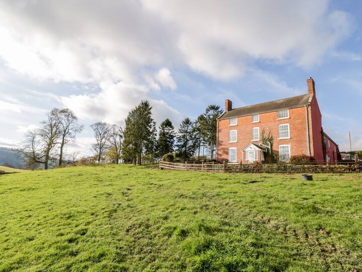 Squires Rest - Welshpool
