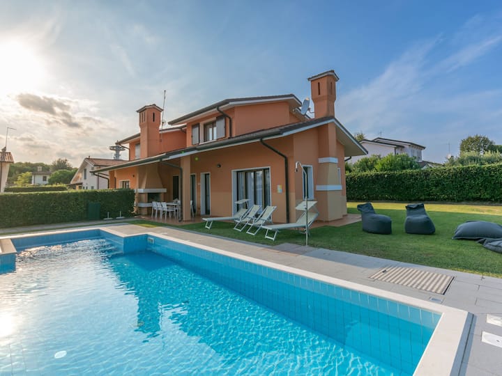 Villa Avec Piscine Privée à Albarella - Albarella